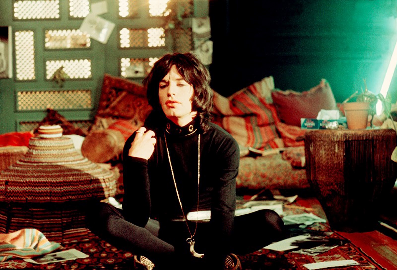 Mick Jagger Made His Acting Debut In "Performance" 55 Years Ago Today ...
