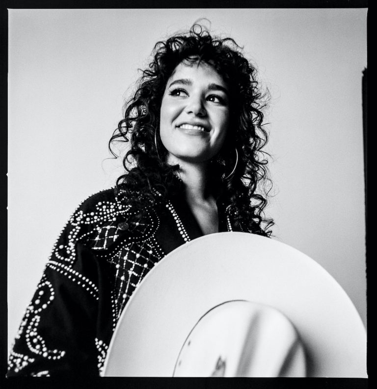 MAGNET Exclusive: Premiere Of Emily Nenni’s “Can Chaser” - Magnet Magazine