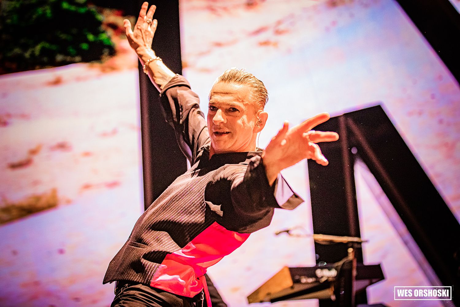 11 - Magnet Magazine