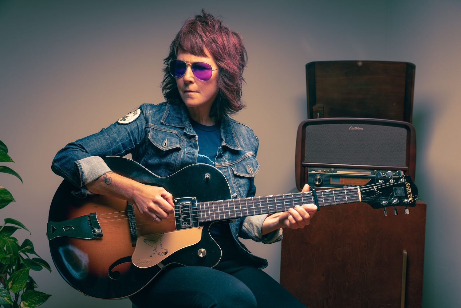 MAGNET Exclusive: Premiere Of Amelia White's "Get To The Show" Video ...