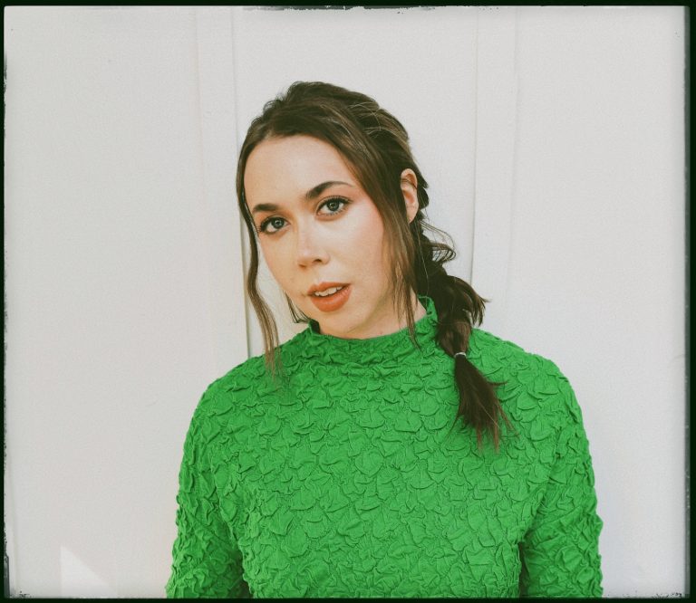 A Conversation With Sarah Jarosz - Magnet Magazine