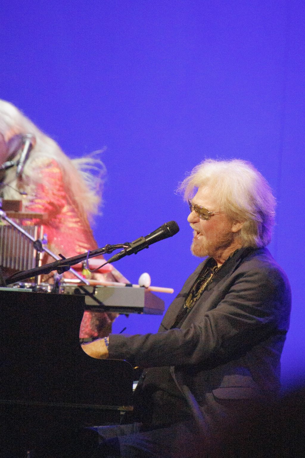 Live Review: Daryl Hall, Elvis Costello, Philadelphia, PA, July 10, 2024 - Magnet Magazine