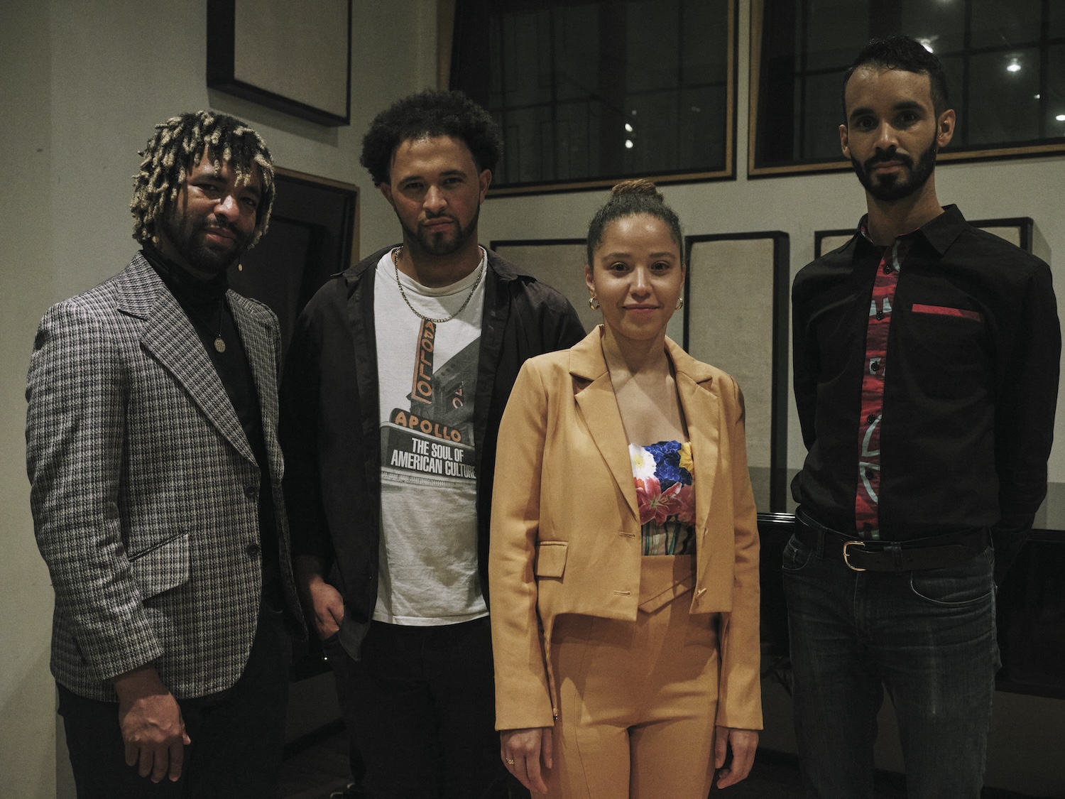 MAGNET Exclusive: Premiere Of New Dangerfield's "Put No Walls Around ...