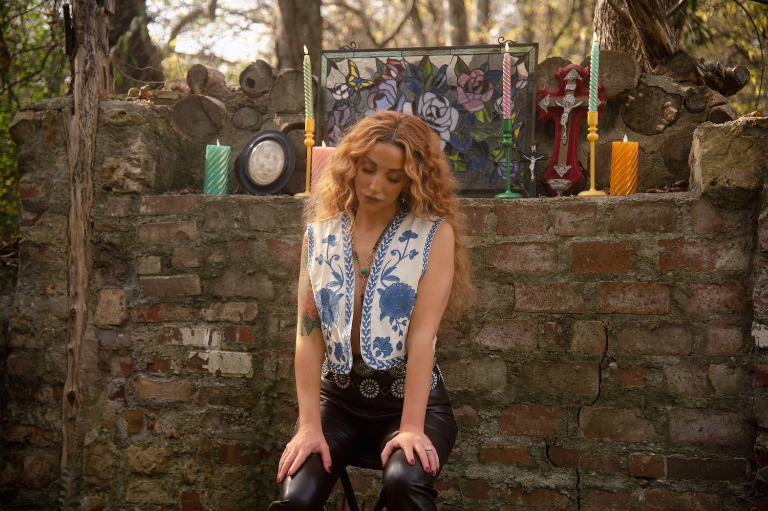 MAGNET Exclusive: Premiere Of Ashley Monroe's Cover Of Leonard Cohen's ...