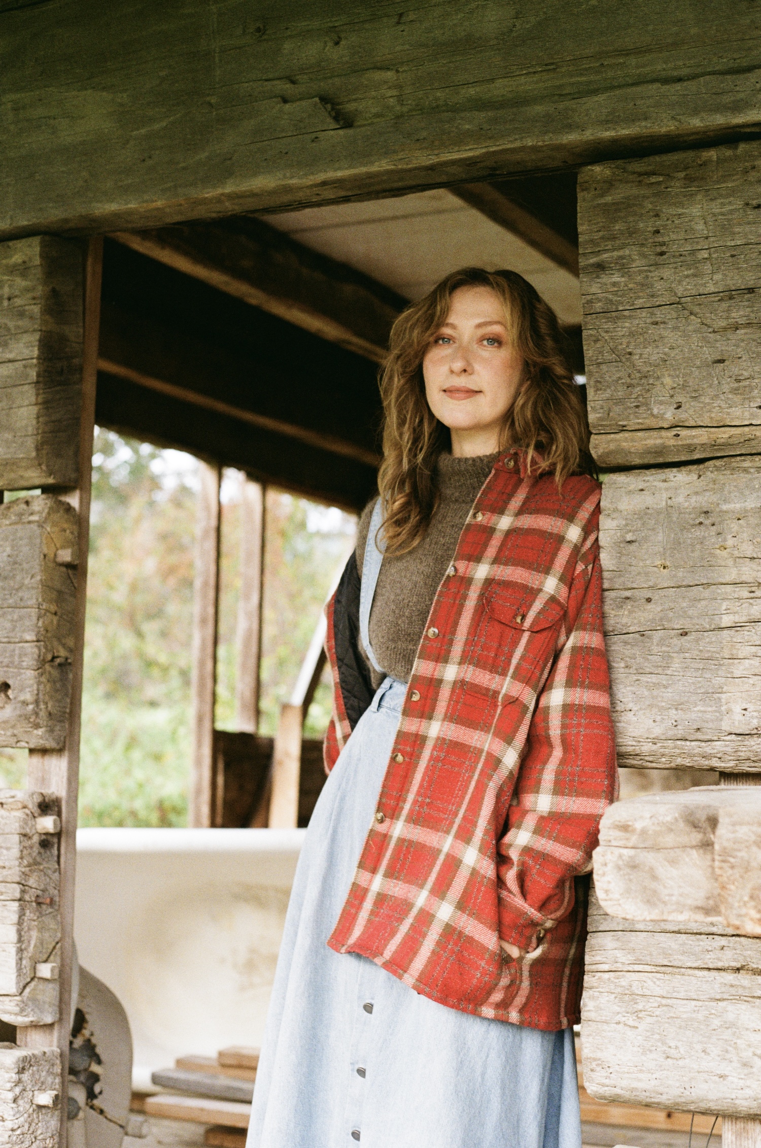MAGNET Exclusive: Alexa Rose Goes Track By Track On "Atmosphere ...