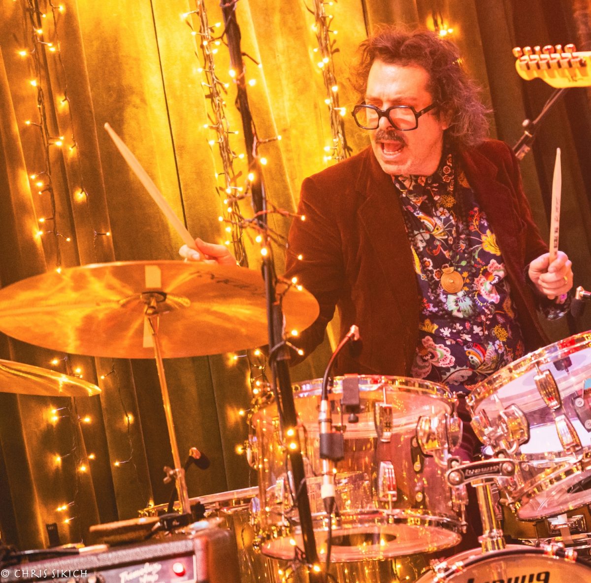 A Drugcember To Remember: The War On Drugs At Johnny Brenda's ...